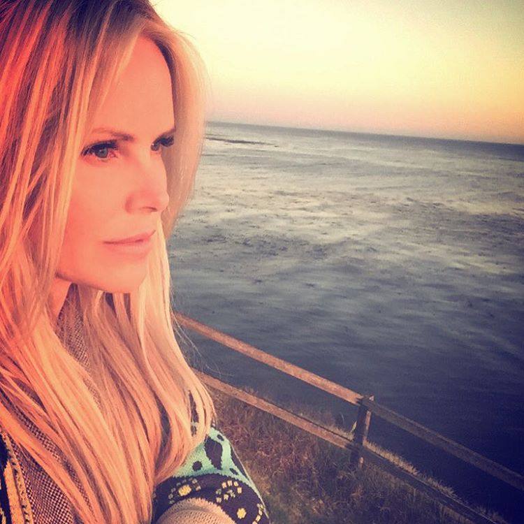 Gena Lee Nolin dio vida a Neely Capshaw en 'Los Vigilantes de la Playa ...