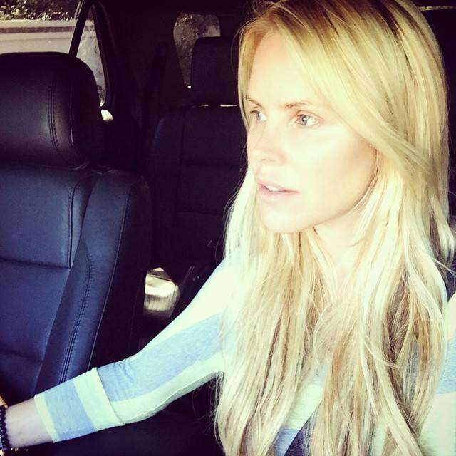 Gena Lee Nolin dio vida a Neely Capshaw en 'Los Vigilantes de la Playa ...