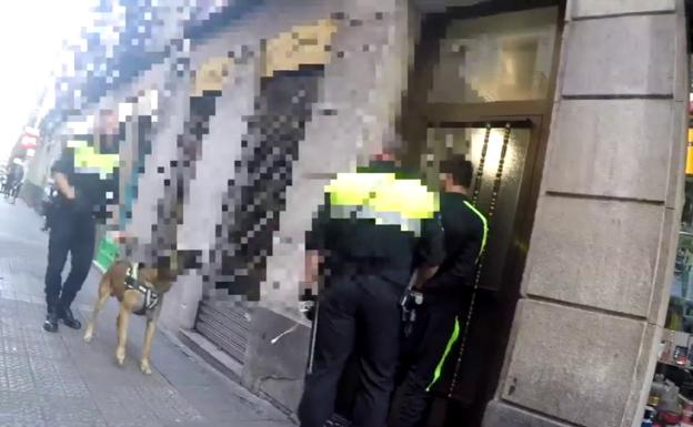 Detenido en San Francisco por amenazar de muerte a su expareja | El Correo