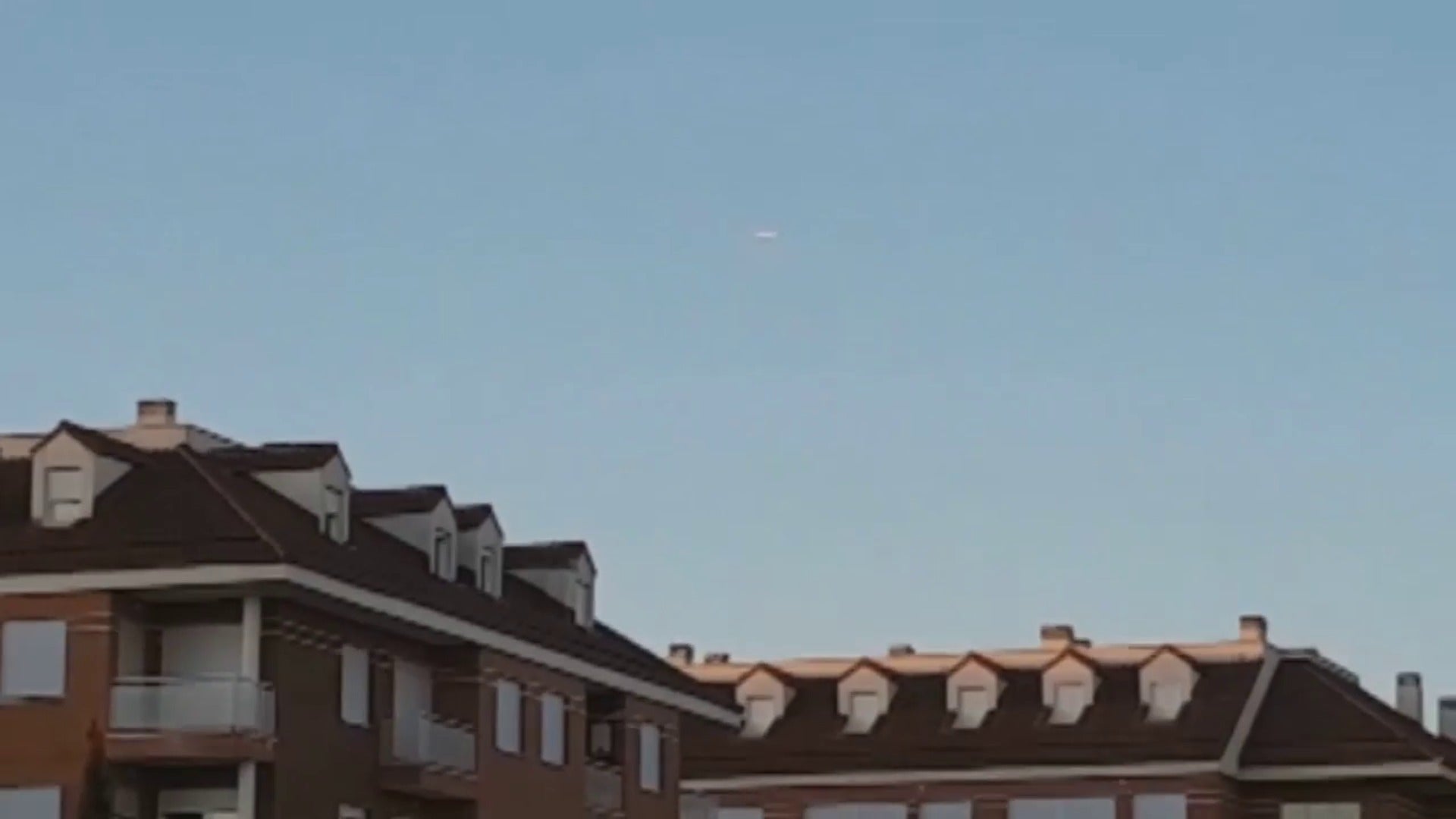 El avión de Air Canadá sobrevuela Tarancón | El Correo