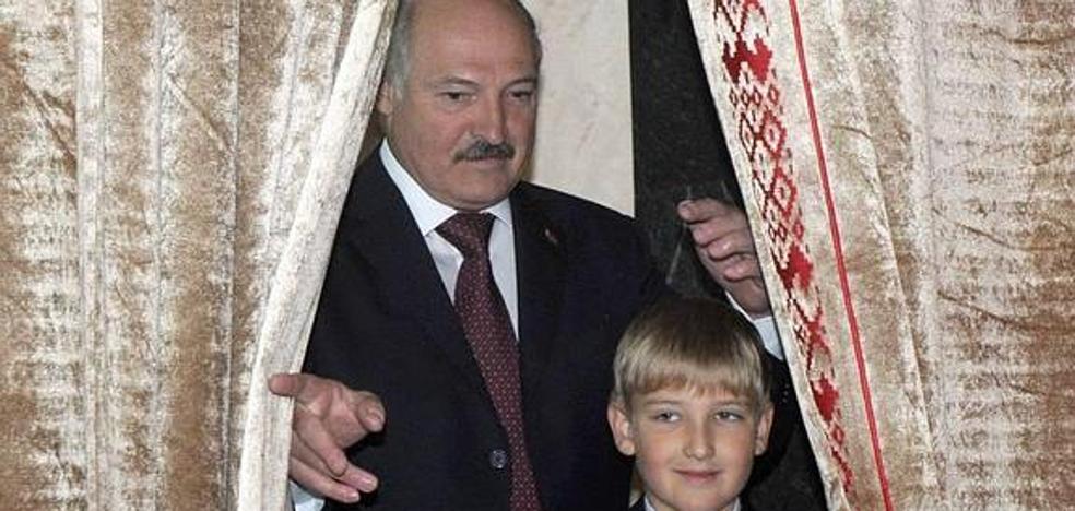 Nikolái Lukashenko, el niño de Bielorrusia | El Correo