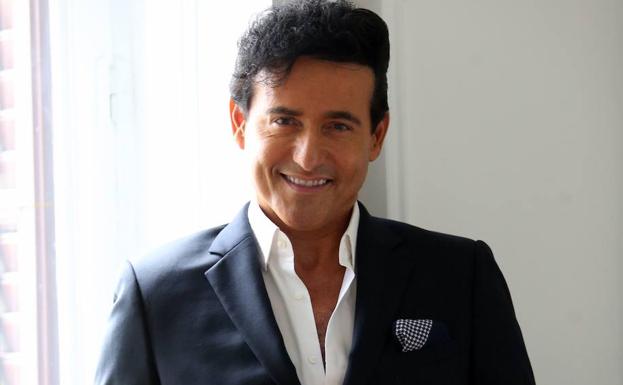Muere Carlos Marín, cantante de Il Divo, a los 53 años con covid | El ...