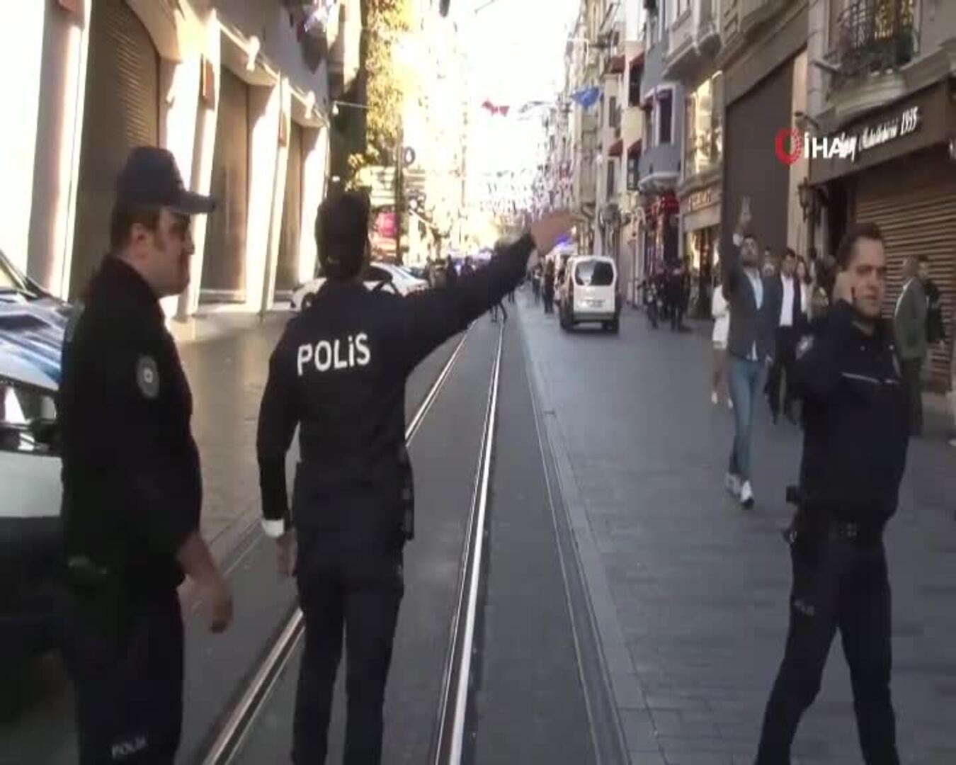 Al menos seis muertos en un atentado terrorista en una de las calles ...