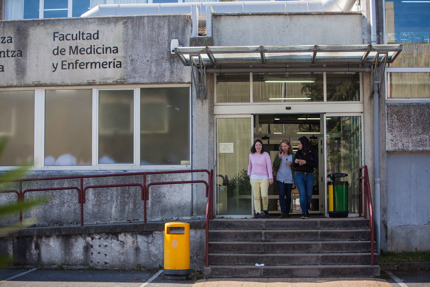 La pandemia dispara las matrículas en Medicina y Enfermería | El Correo